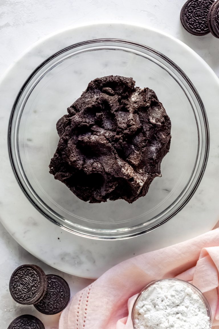 Snowball OREO Cookie Balls - Easy No Bake Dessert!