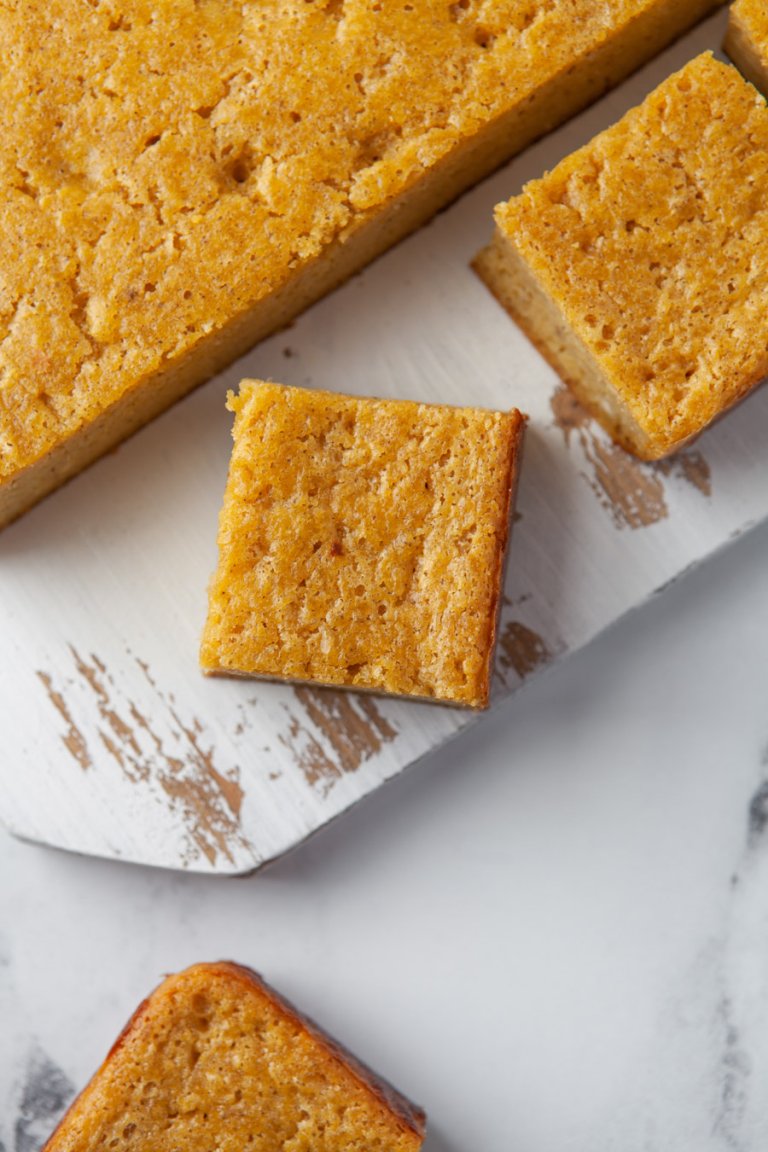 Golden Sweet Cornbread Recipe
