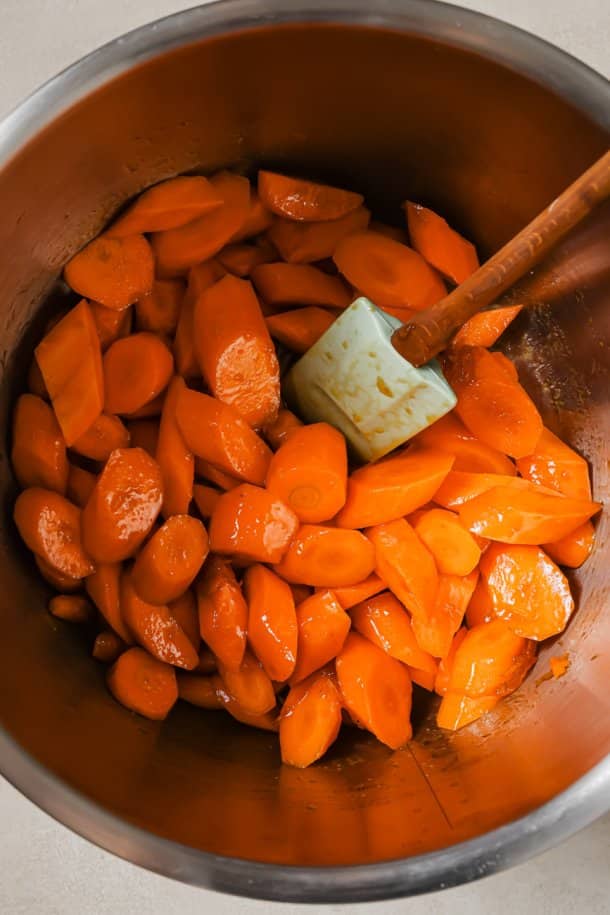 Glazed Slow Cooker Carrots Recipe - JZ Eats